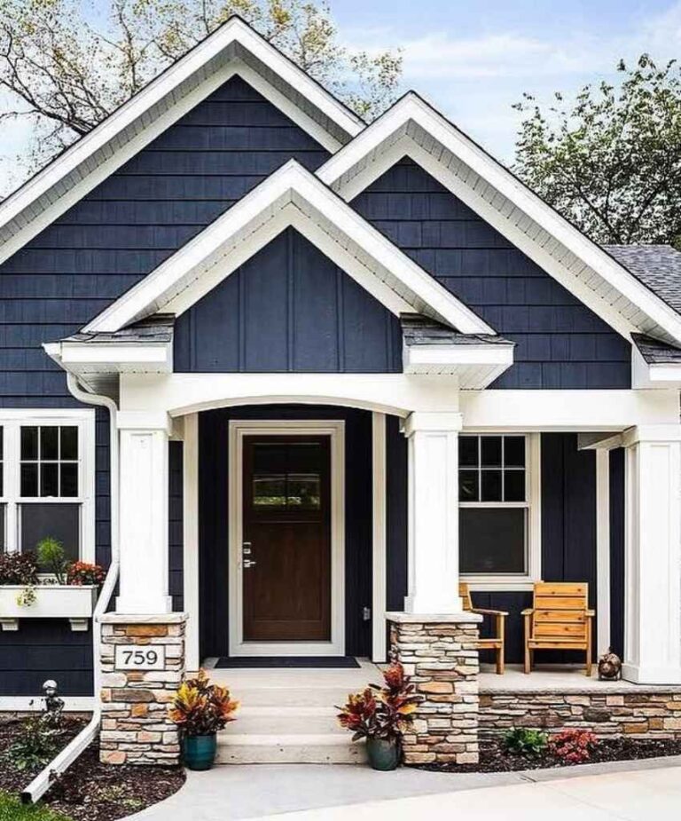 31 Navy Blue House Exterior Ideas for a Stylish Look
